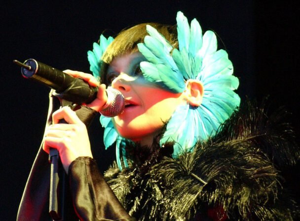 Björk’s New Approach to Touring: A Balanced Life and Creative Freedom