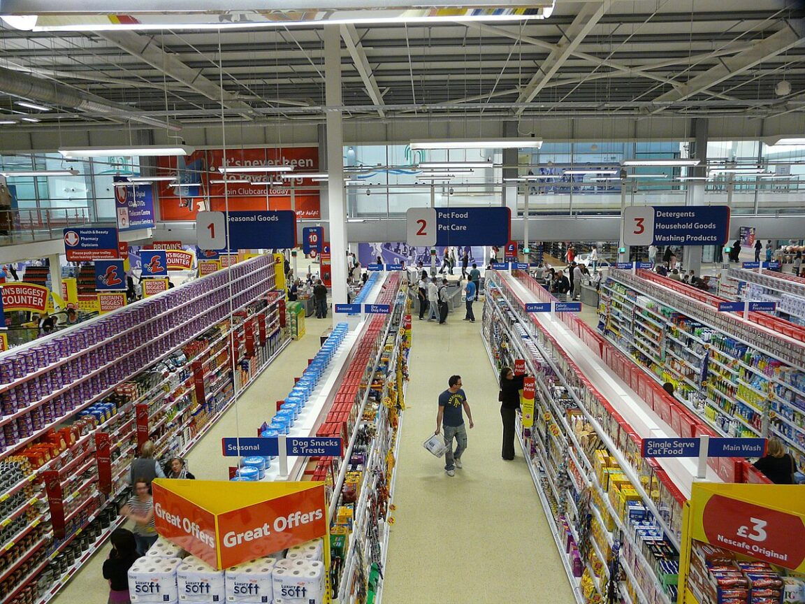 Tesco Launches Free Food Handout to Fight Waste and Meet Sustainability ...